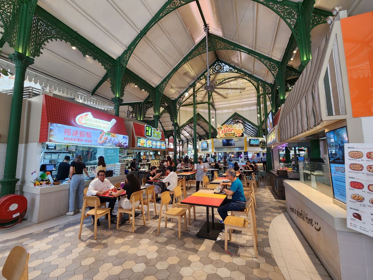 5 Famous Hawker Centers to Visit in Singapore Syfa & Ganjar Story