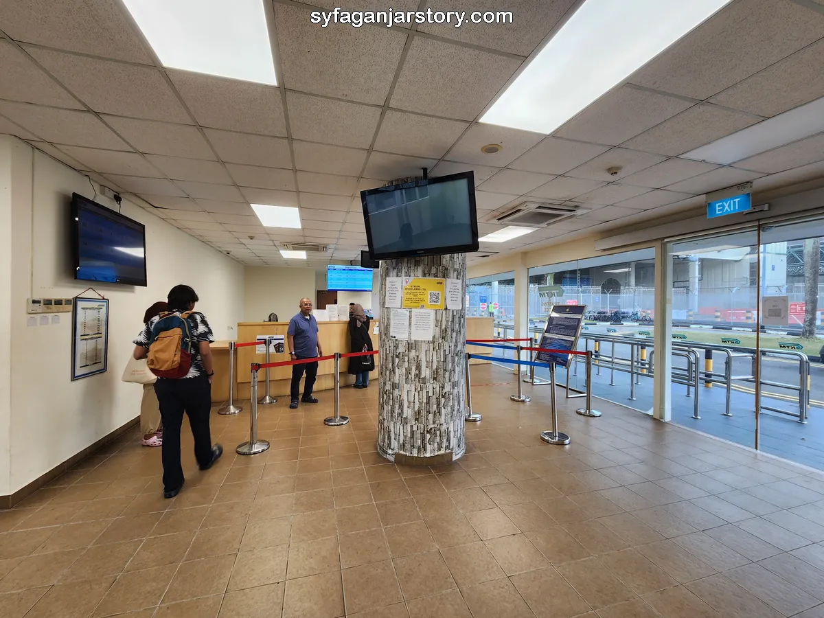 How to Book Tebrau Shuttle Train Tickets to Johor Bahru Syfa & Ganjar Story